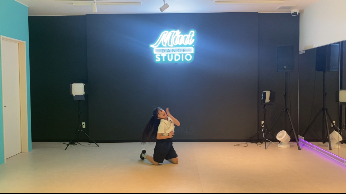 1人で踊ること💃 - MINT DANCE STUDIO