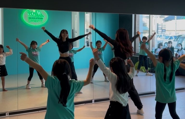 木曜17:00 CHEERクラス🦋 - MINT DANCE STUDIO